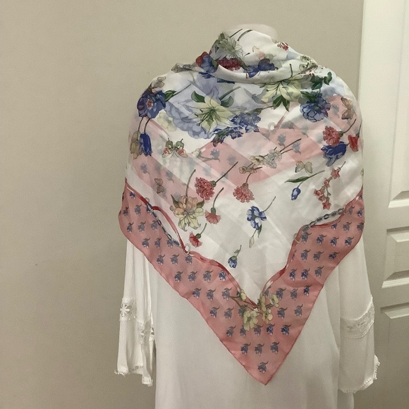 Art of the Scarf Tie Racks | Accessories | Made In Italy Kerchief Scarf ...